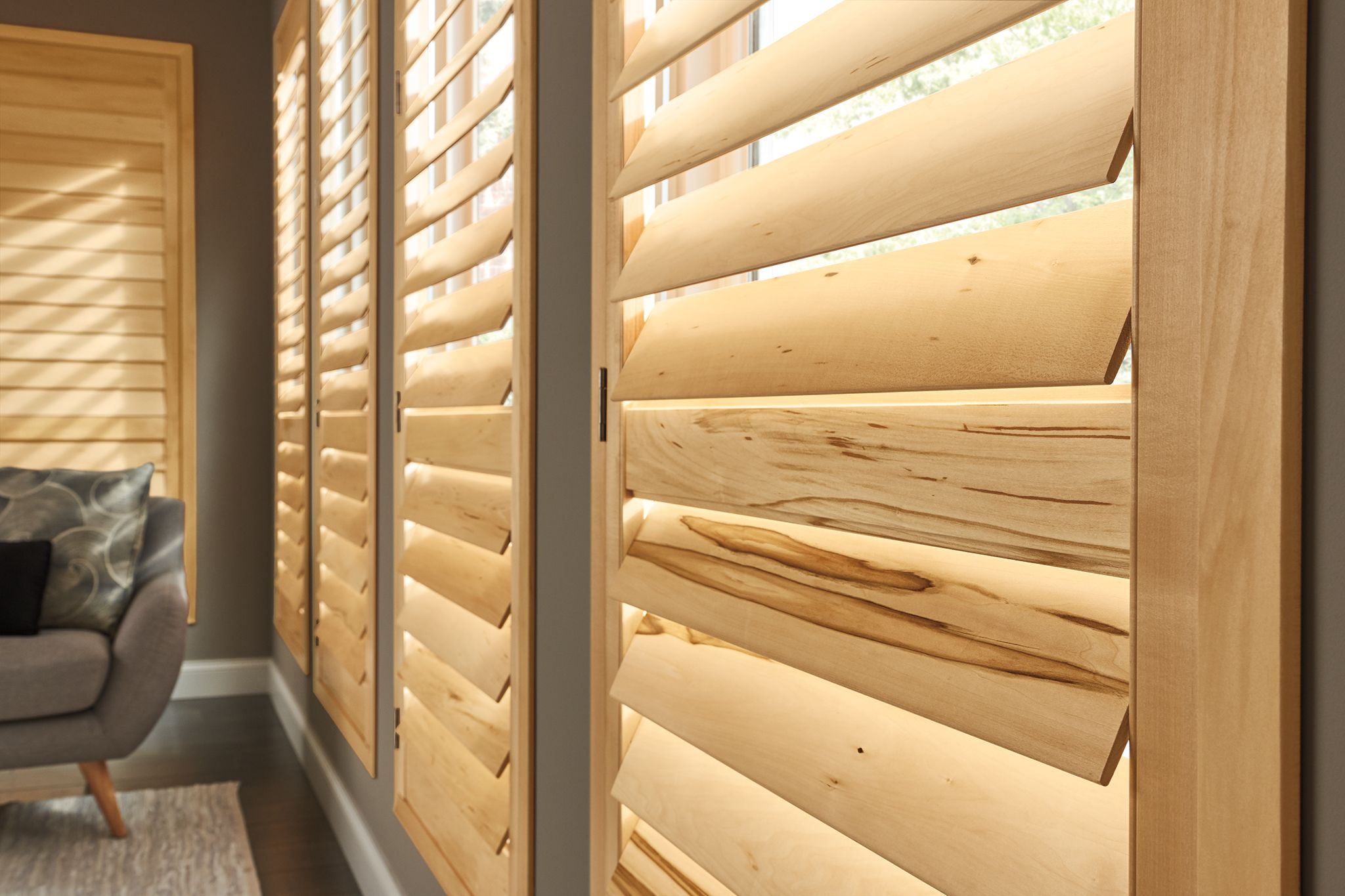 Hidden tilt wood grain Wood Shutter – Save On Blinds